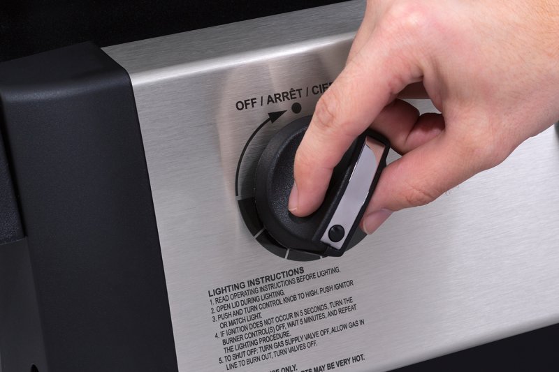 Broil King GEM 310 Gasgrill inkl. Grillfürst Fettschiene