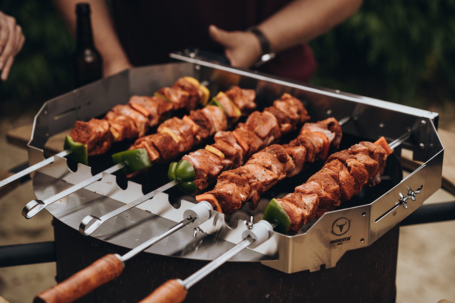 Moesta Churrasco BBQ Set für Smokin Pizzaring: 67 cm (Spießhalter + Grillspieße)